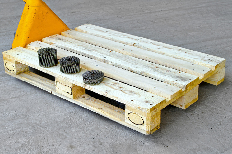 How To Choose Fasteners For Your Pallets Production